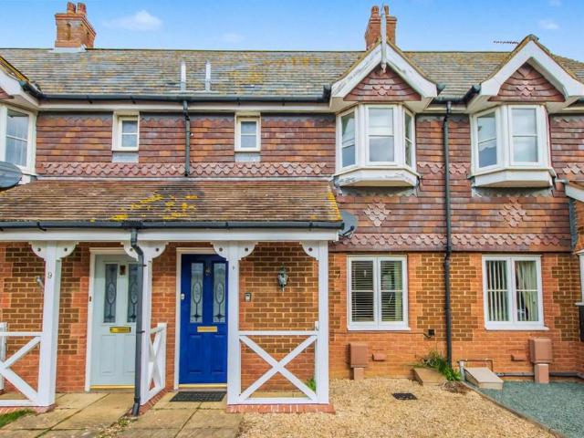 2 bedroom terraced house for sale