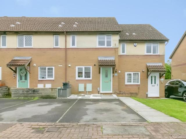 2 bedroom terraced house for sale