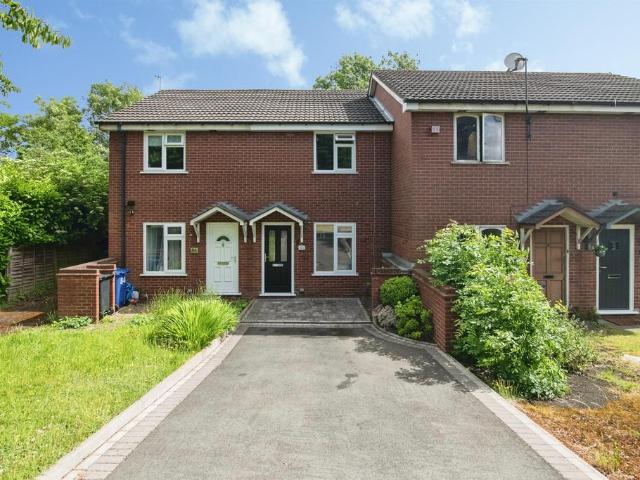2 bedroom terraced house for sale