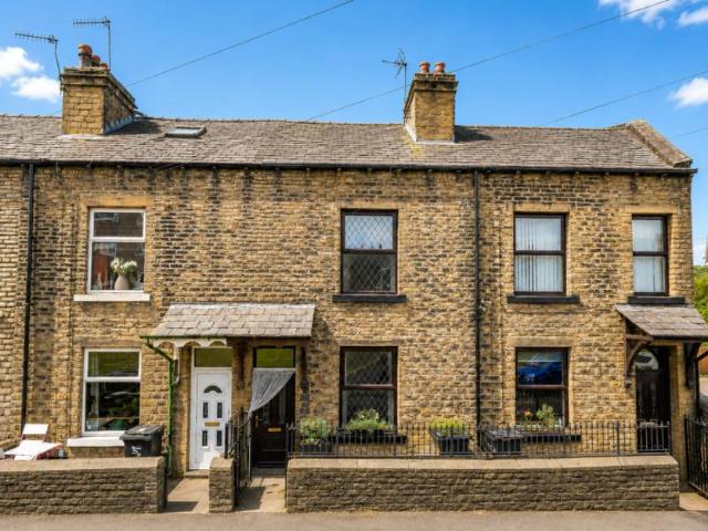 2 bedroom terraced house for sale