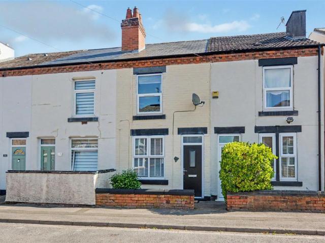 2 bedroom terraced house for sale