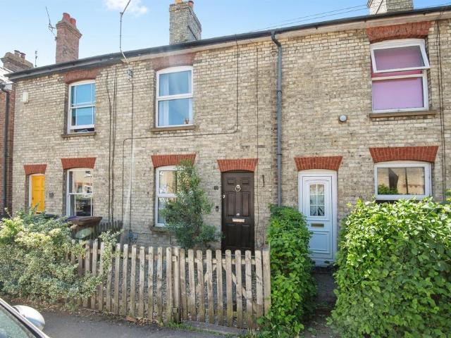 2 bedroom terraced house for sale