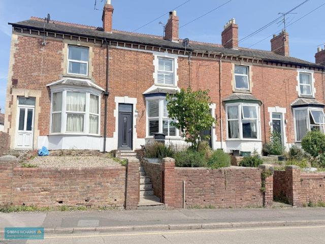 2 bedroom terraced house for sale