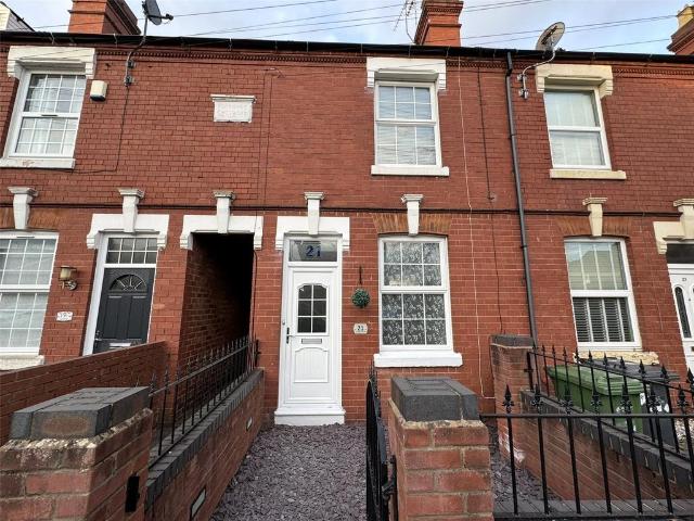 2 bedroom terraced house for sale