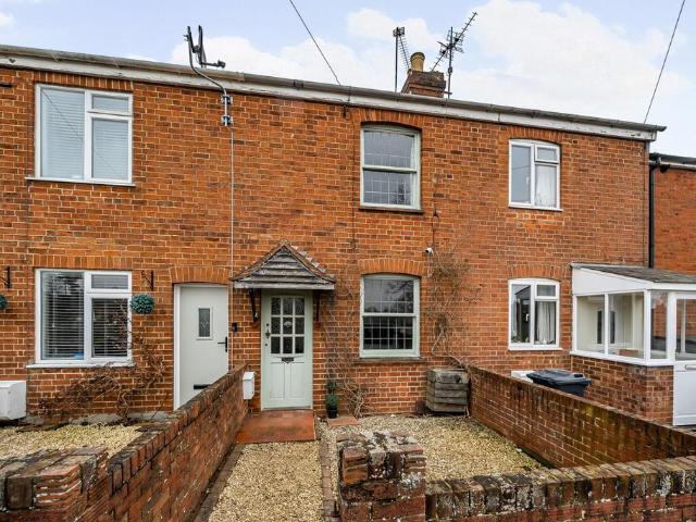 2 bedroom terraced house for sale