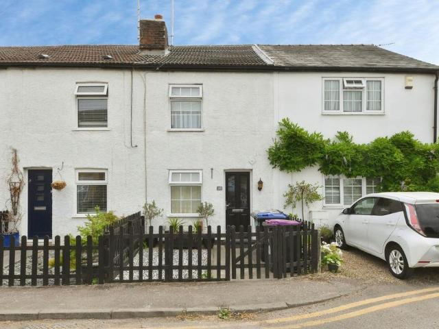 2 bedroom terraced house for sale