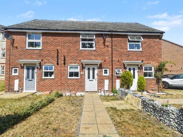 2 bedroom terraced house for sale