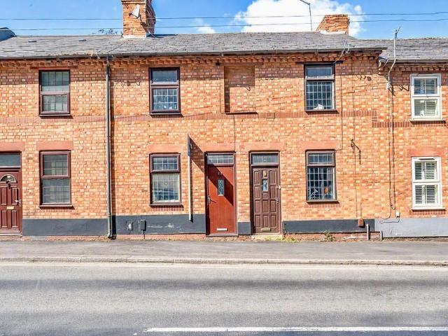 2 bedroom terraced house for sale