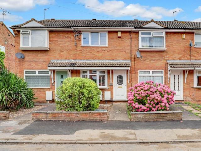 2 bedroom terraced house for sale