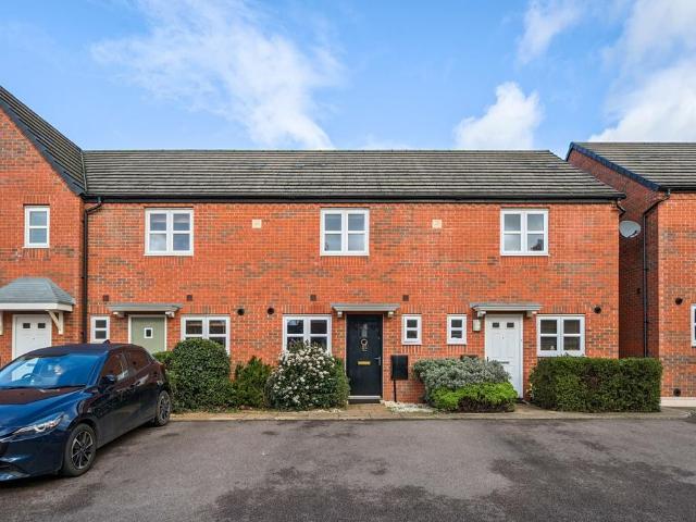2 bedroom terraced house for sale