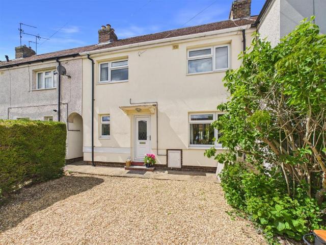 2 bedroom terraced house for sale