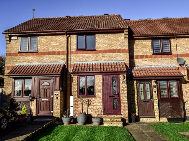 2 bedroom terraced house for sale