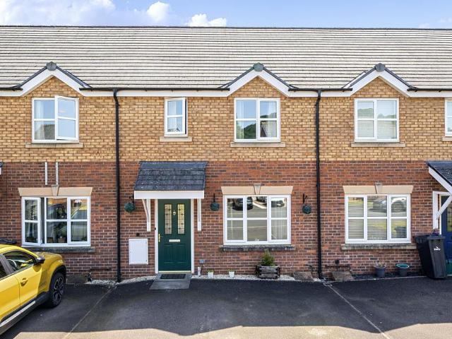 2 bedroom terraced house for sale