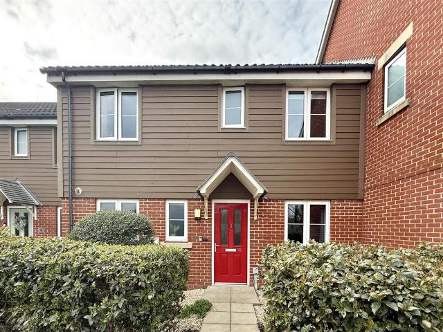 2 bedroom terraced house for sale