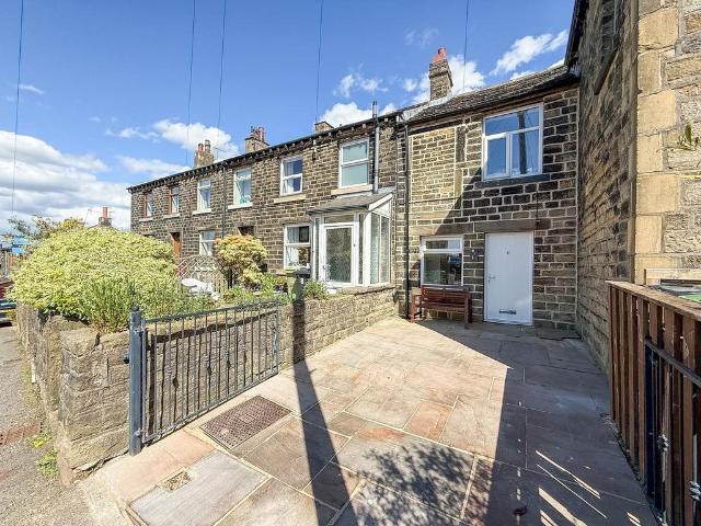 2 bedroom terraced house for sale