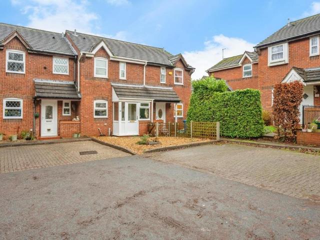 2 bedroom terraced house for sale