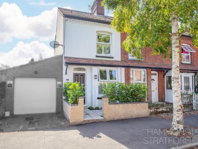 2 bedroom terraced house for sale