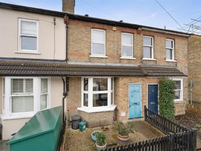 2 bedroom terraced house for sale