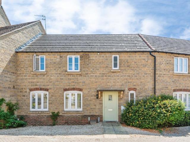 2 bedroom terraced house for sale