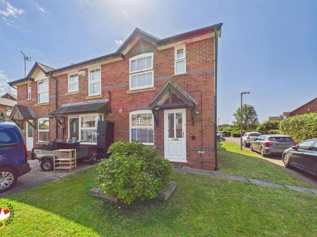 2 bedroom terraced house for sale