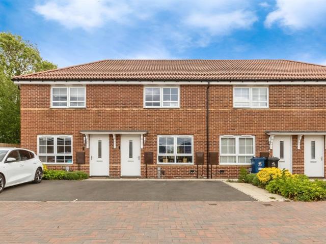 2 bedroom terraced house for sale