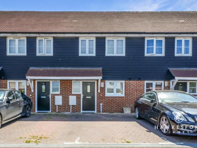 2 bedroom terraced house for sale