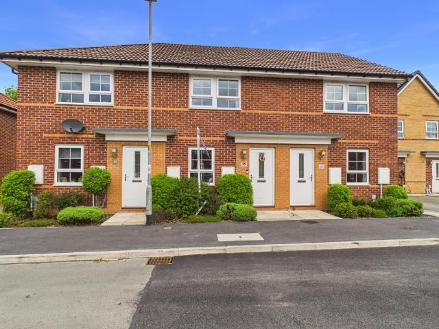 2 bedroom terraced house for sale
