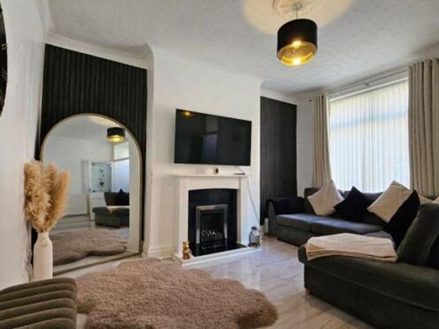 2 bedroom terraced house for sale in 140 Holland Street, Bolton. BL1 8NX, BL1