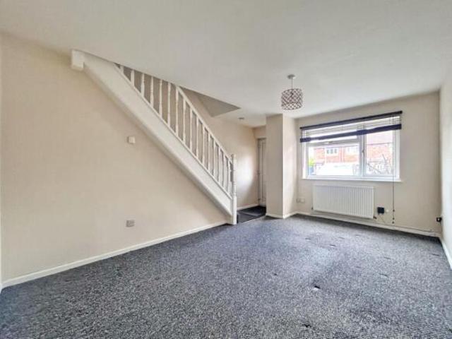 2 bedroom terraced house for sale in 20 Barn Farm Close, Bilston, WV14