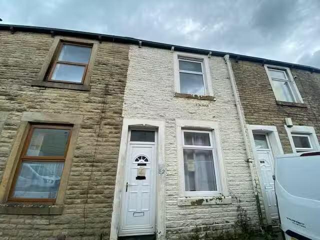 2 bedroom terraced house for sale in 62 Laithe Street, Burnley.