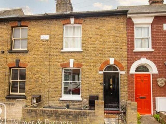 2 Bedroom Terraced House For Sale In Colchester, Essex