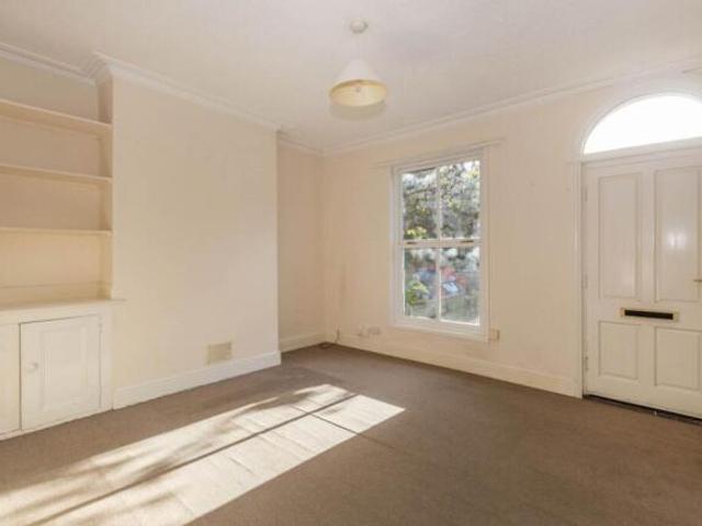 2 bedroom terraced house for sale in Connaught Road, Norwich, NR2