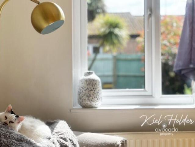 2 bedroom terraced house for sale in Copenhagen Close, South Reading, RG2
