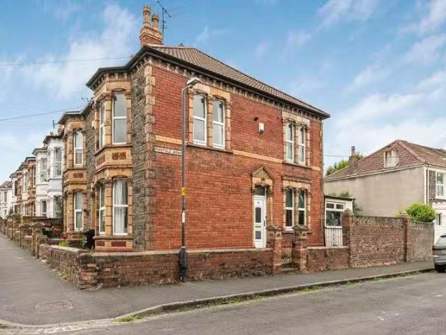 2 bedroom terraced house for sale in Cossham Road, St George.