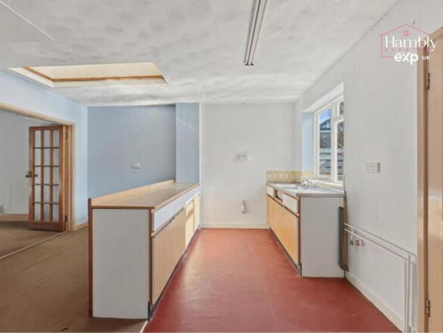 2 bedroom terraced house for sale in Catherine Street, Swansea, SA1