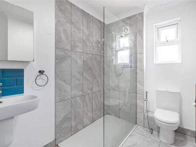 2 bedroom terraced house for sale in Cave Street, Oxford, OX4