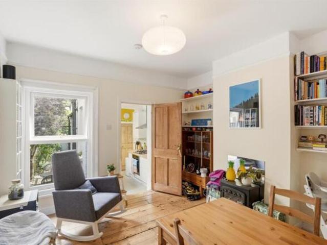 2 bedroom terraced house for sale in Caernarvon Road, Norwich, NR2