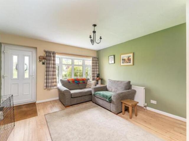 2 bedroom terraced house for sale in Cambridge Drive, Otley, LS21