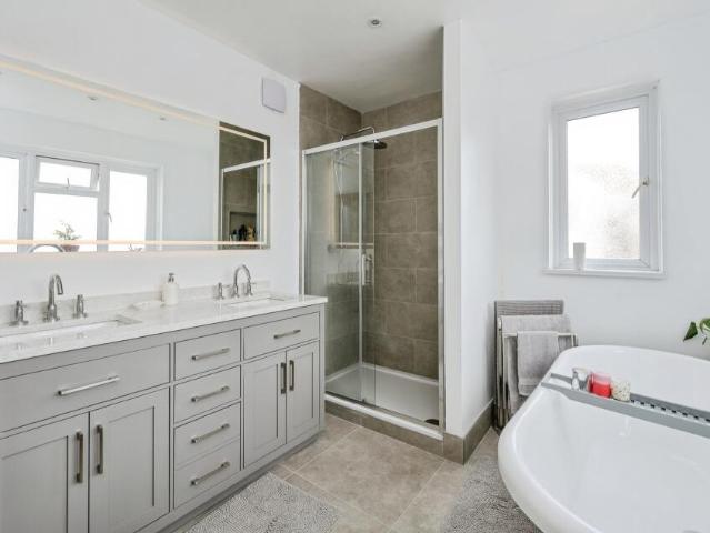 2 bedroom terraced house for sale in Cambridge Street, Uplands, Swansea, SA2