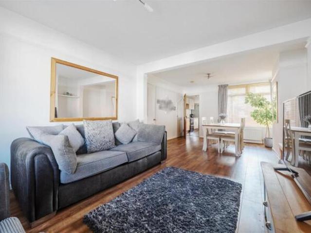2 bedroom terraced house for sale in Campbell Road, Maidstone, ME15