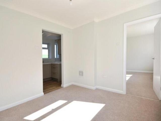 2 bedroom terraced house for sale in Carisbrook Road, Pilgrims Hatch, Brentwood, CM15