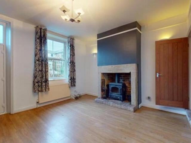2 bedroom terraced house for sale in Carlton Street, Otley, LS21