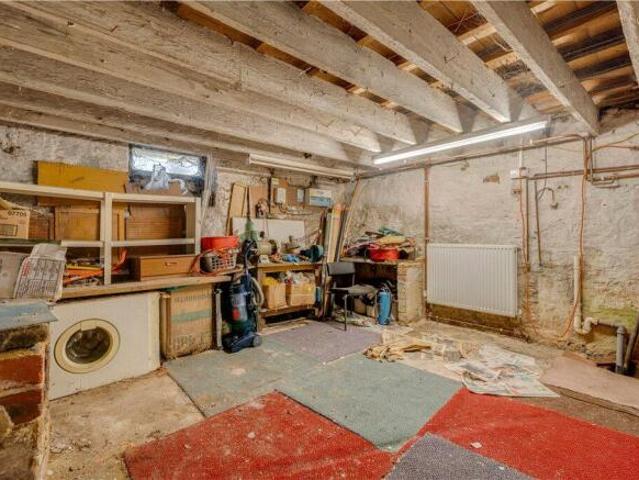 2 bedroom terraced house for sale in Carlton Street, Otley, West Yorkshire, LS21