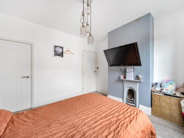2 bedroom terraced house for sale in Carlton Street, Lincoln, Lincolnshire, LN1