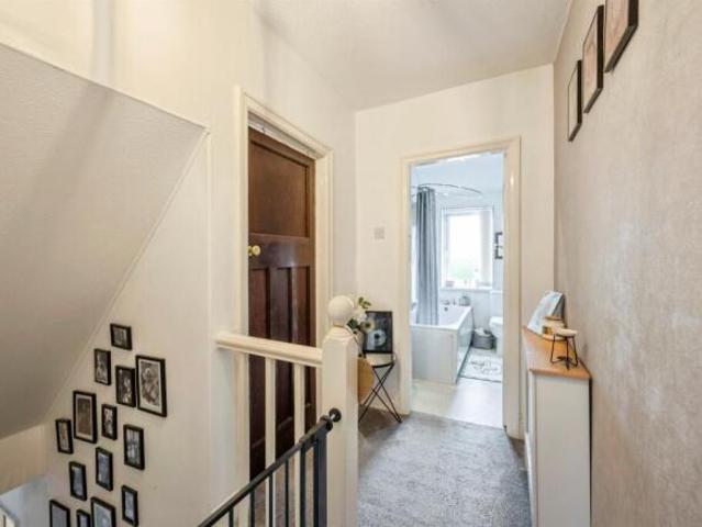 2 bedroom terraced house for sale in Cecil Avenue, Warmsworth, Doncaster, DN4