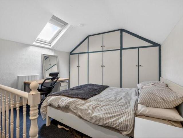2 bedroom terraced house for sale in Cemetery Road, York, YO10