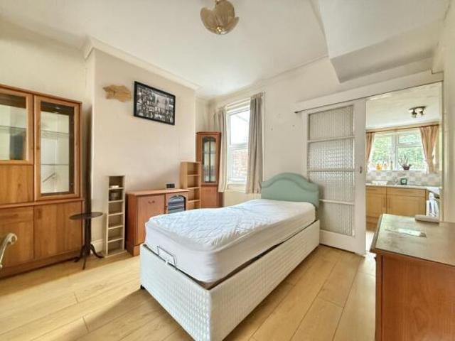 2 bedroom terraced house for sale in Churchill Road, St Thomas, EX2