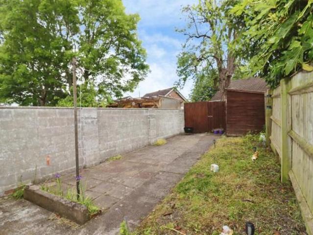 2 bedroom terraced house for sale in Charlton Road, Kingswood, Bristol, BS15
