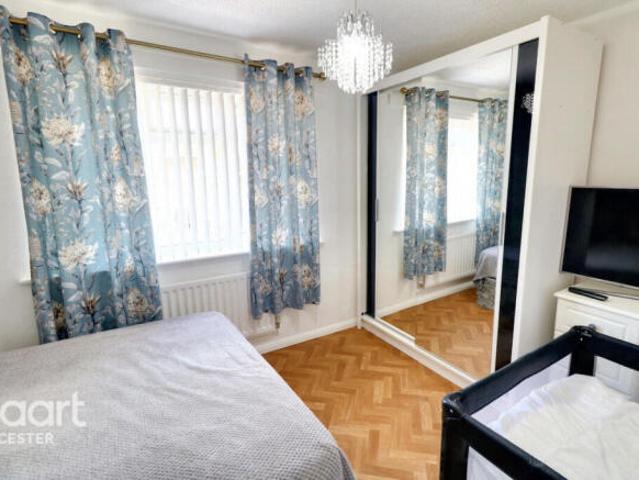2 bedroom terraced house for sale in Cheney Road, Leicester, LE4