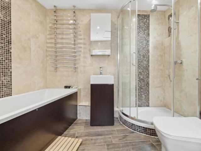 2 bedroom terraced house for sale in City Centre, CM2